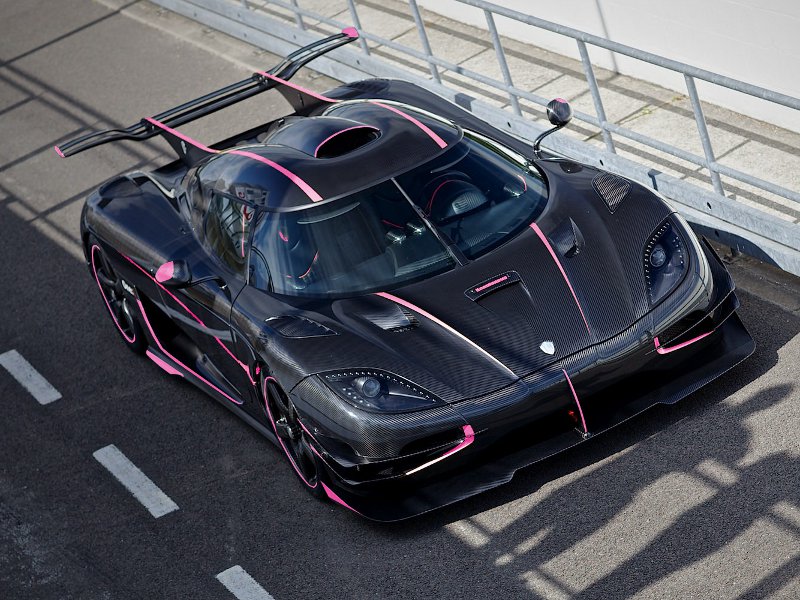Koenigsegg One-1 were unveiled with pink – Agent4stars.com – The finer ...